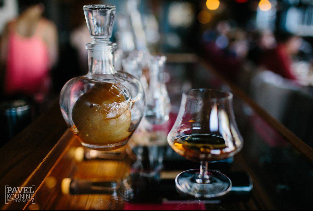 TILL THE LAST DROP at RAKIA BAR | NOV 9 – Ceva Romanesc